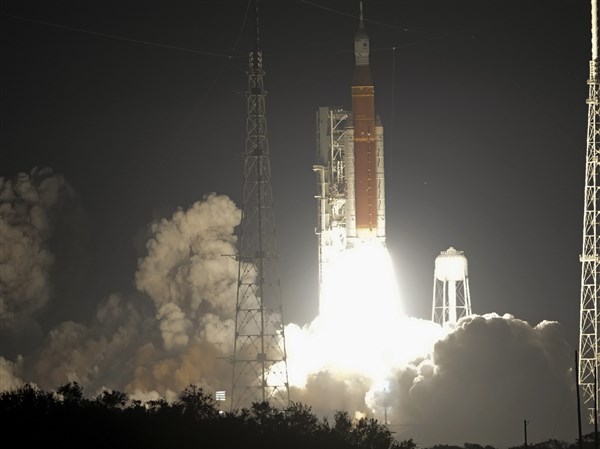 Artemis launch thrills NASA centers in Ohio | The Blade