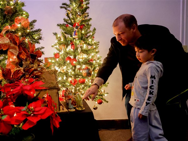 Photo Gallery: St. Paul's Lutheran Church Nativity Festival | The Blade