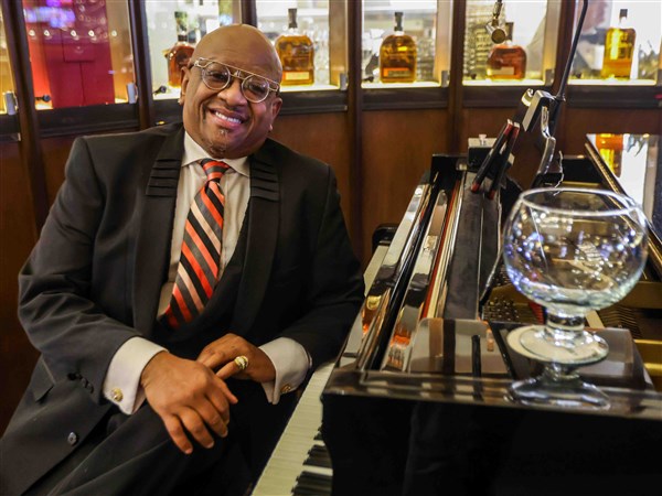 Pianists offer element of sophistication to area restaurants | The Blade