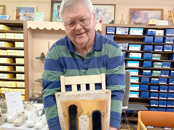 Powell: Shopping trip opens door to the past at Napoleon's Wendt Shoes ...