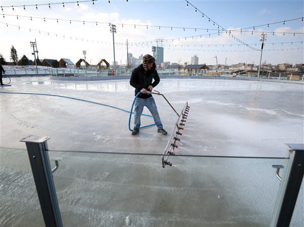 Details set for ice skating at Glass City Metropark | The Blade