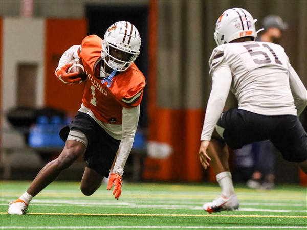 BGSU football gets early jump on 2023 season with start of spring ...