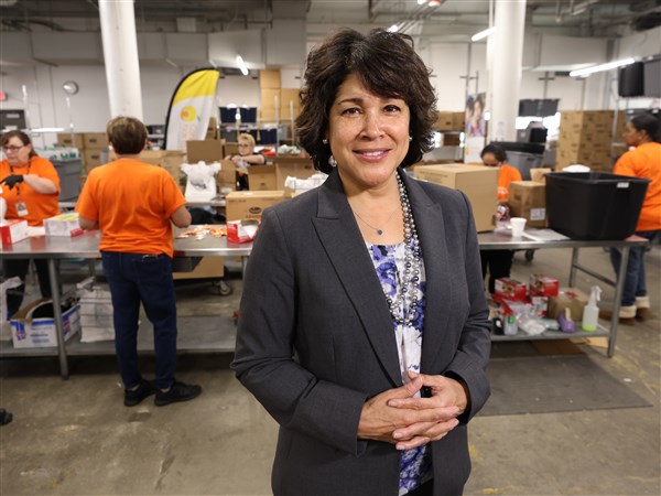 Wendi Huntley finds purpose connecting kids to meals | The Blade