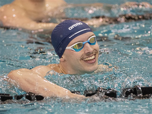 St. Francis senior Buff sets national prep record, wins state title in ...