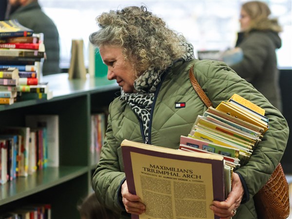 Goodwill opens bookstore in Temperance | The Blade