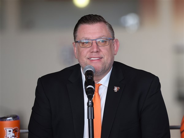 Simon looking to bring energy, enthusiasm into Bowling Green men's ...