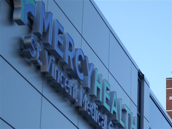 Mercy says it will hire more than 400 laid-off St. Luke's hospital ...