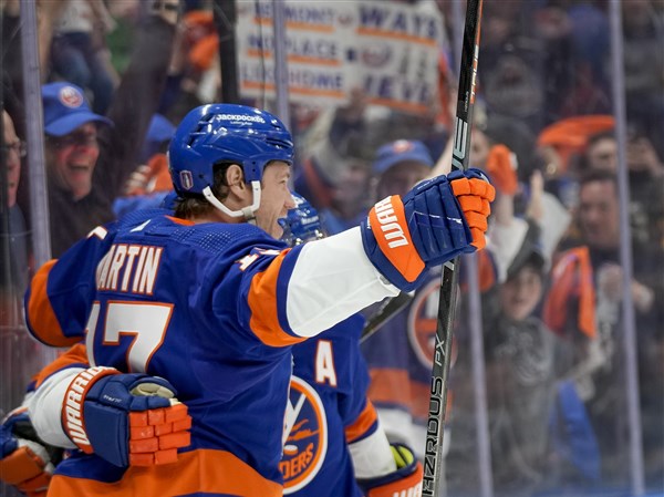 NHL playoffs: Islanders’ record outburst seals win over Hurricanes ...