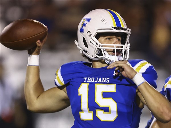 Findlay quarterback Ryan Montgomery rides the recruiting wave | The Blade