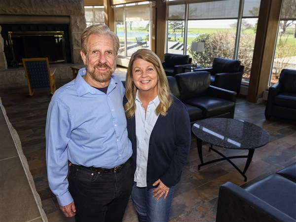 Birds of a feather: Love chirps when nature called Kenn and Kim Kaufman | The Blade