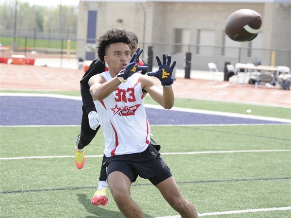 Central Catholic football transfer Jaylen Watson nears decision date ...