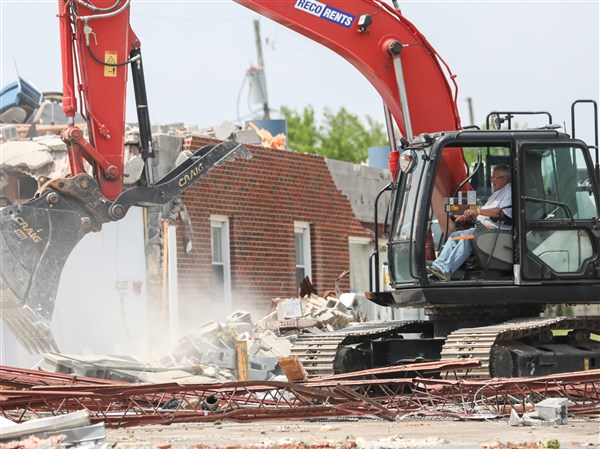 Lucas County commissioners declare state of emergency after tornado ...