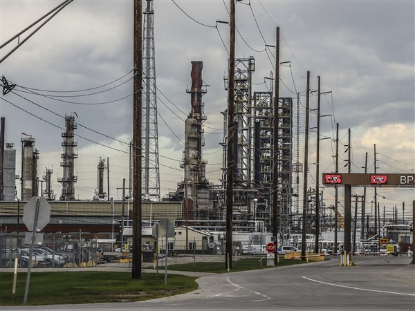 Training mandates for refinery contractors in doubt in Ohio Senate ...