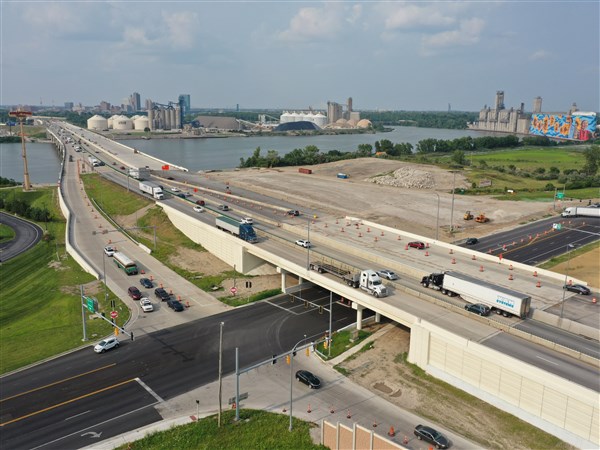 Bridge walk to mark I-75 project's imminent completion | The Blade