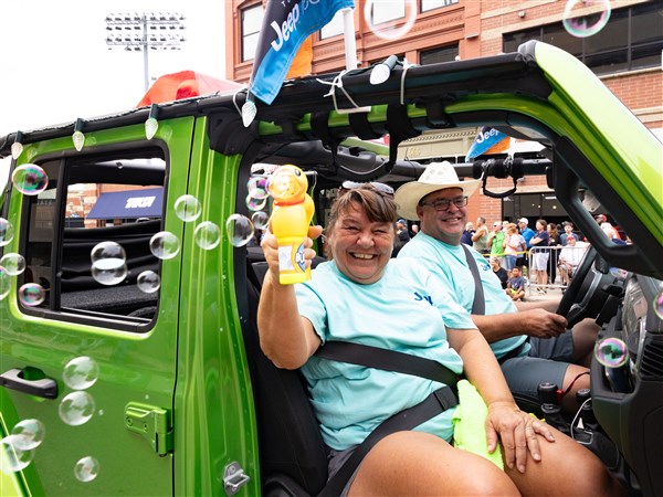 Jeep Fest celebrates with downtown parade | The Blade