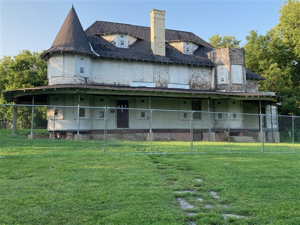Historic Lonz Mansion looks toward leisure, education along Lake Erie's ...