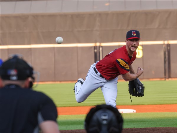 Mud Hens surrender four-run third inning, fall to Storm Chasers 5-3 ...