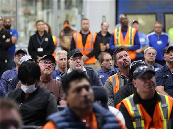 Strike fallout: 140 workers idled at GM's Toledo plant due to UAW ...
