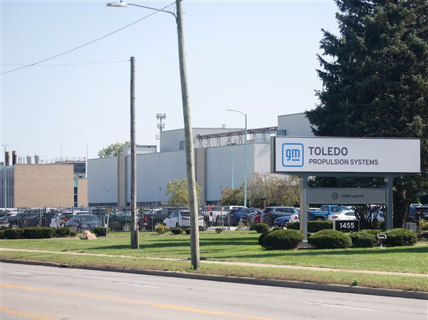 UAW strike idles 200 more workers at GM's Toledo Propulsion | The Blade