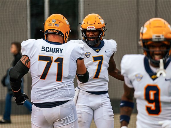 Film study: How Toledo QB Dequan Finn and the offensive line blew the ...