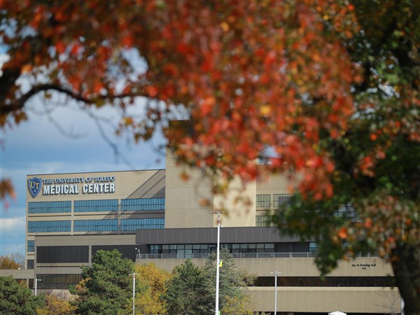 UTMC first in region to offer deep brain stimulation for tremor ...