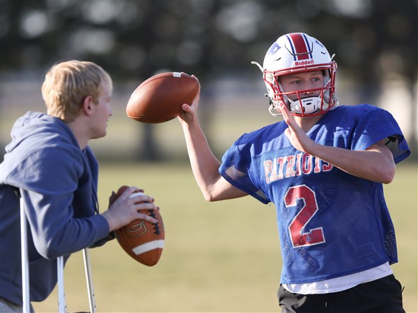 Patrick Henry football perseveres on its way to regional final | The Blade