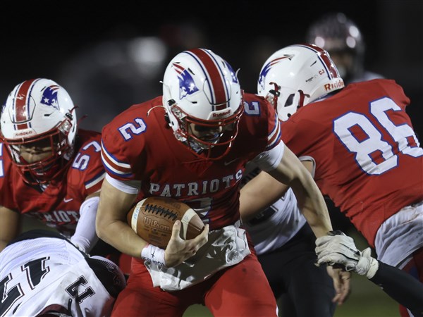Patrick Henry football edges McComb 40-39 in a wild Division VII ...