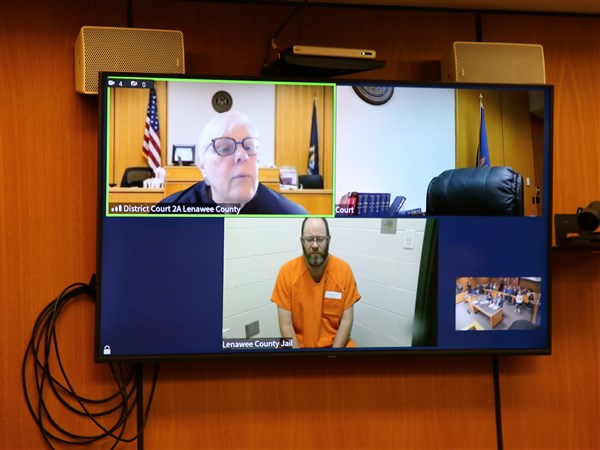 Dee Warner's husband charged in 2021 disappearance, death, appears in ...