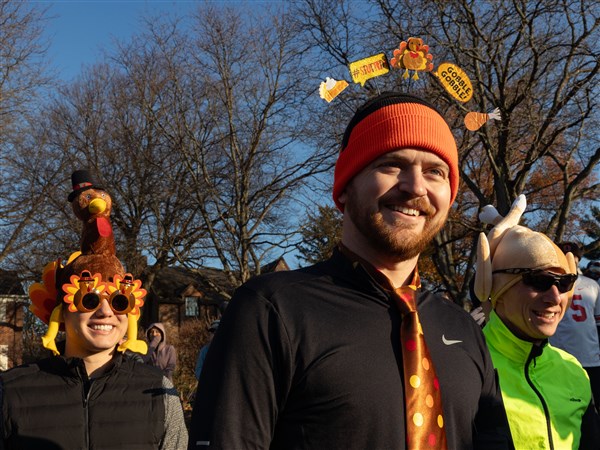 Photo Gallery: 5K Thanksgiving Day Meadow Fun Run in Ottawa Hills | The ...