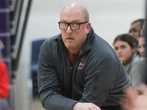 Bedford's Ryan named Michigan Division 1 girls basketball co-coach of ...