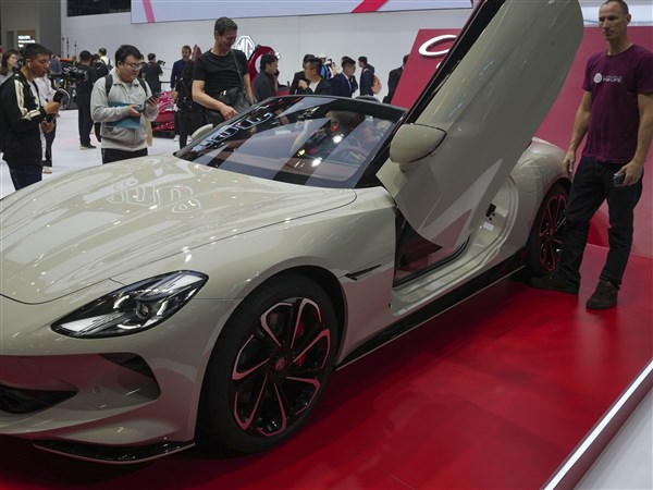Chinese automakers redefine the car as a living space at Beijing Auto ...