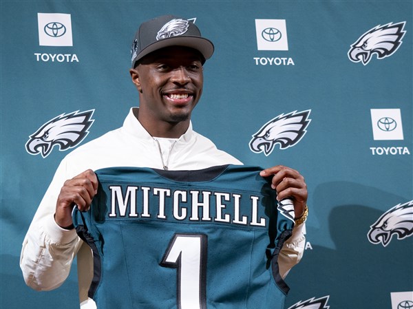 Cowboys LB Parsons says Eagles' selection of Mitchell ’a terrific pick ...