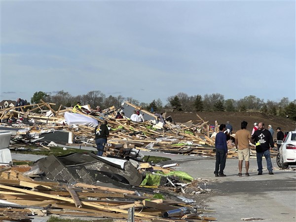 Tornadoes kill 4 in Oklahoma and leave trail of destruction, including thousands without power ...