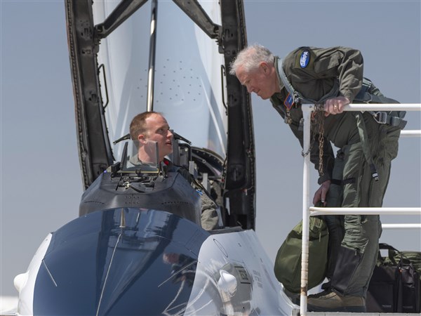 What an AI-controlled fighter jet means for the Air Force, war | The Blade