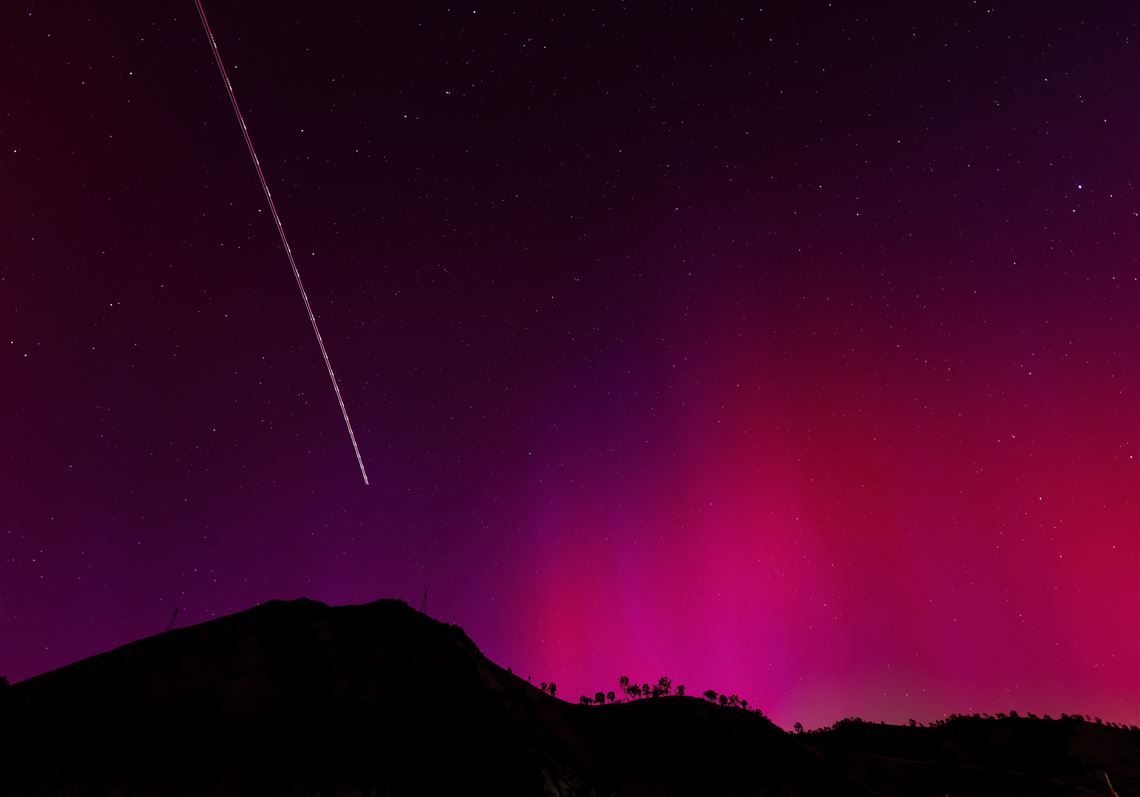 Earth Magnetic Field Aurora