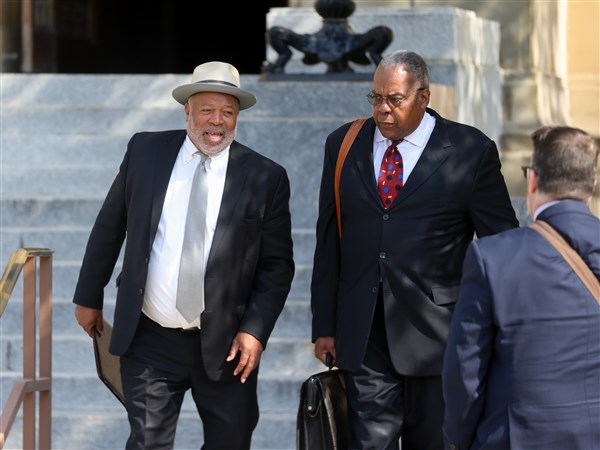 Riley urges panel from prison not to take away his law license | The Blade