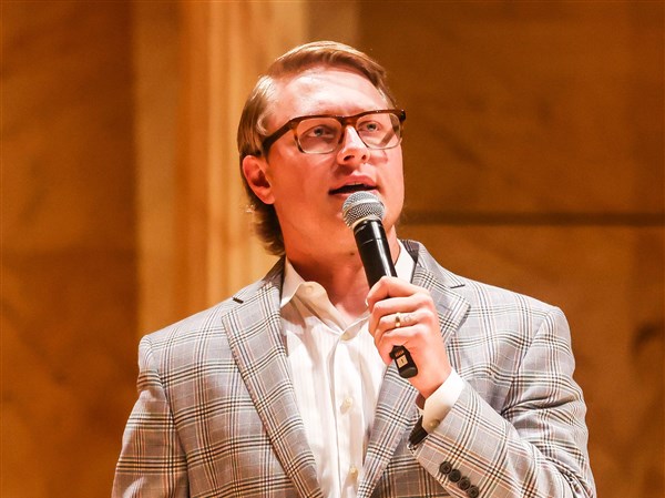 Sunday Chat with impression sensation Joey Mulinaro | The Blade