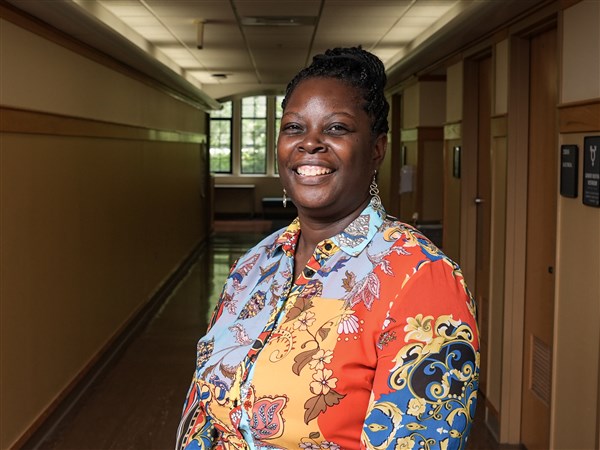 UT professor looks to support, teach science teachers with $2.3M grant ...