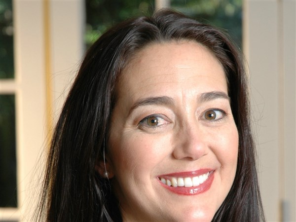 Education advocate Erin Gruwell to speak at Access to Justice Awards ...