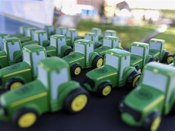 'Working history': Annual tractor show brings locals together for ...