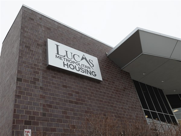 Lucas Metropolitan Housing projects financial shortfall for key program ...