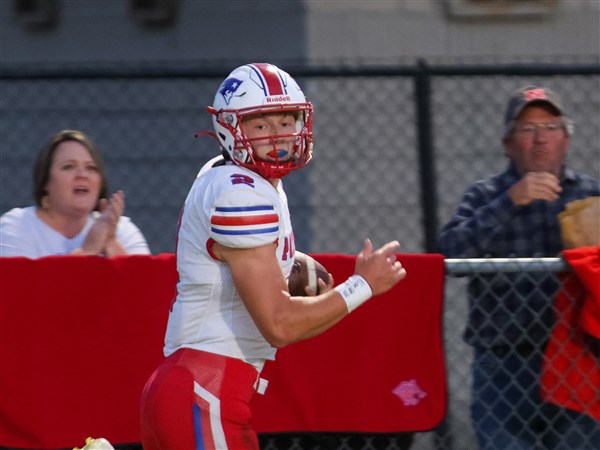 Patrick Henry rolls to 37-3 victory at Delta behind stellar night for ...