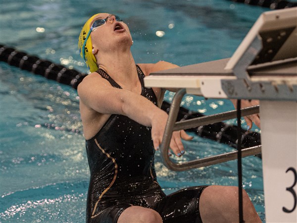 Mia Buff commits to swim at Tennessee | The Blade