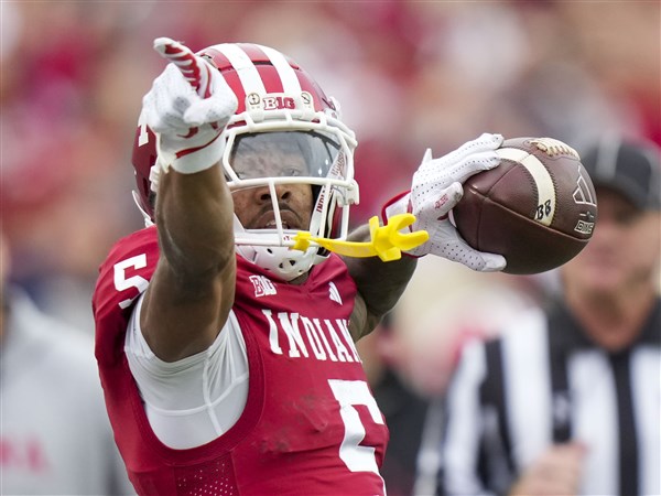 Indiana beats Michigan 20-15 and earns school-record 10th win | The Blade
