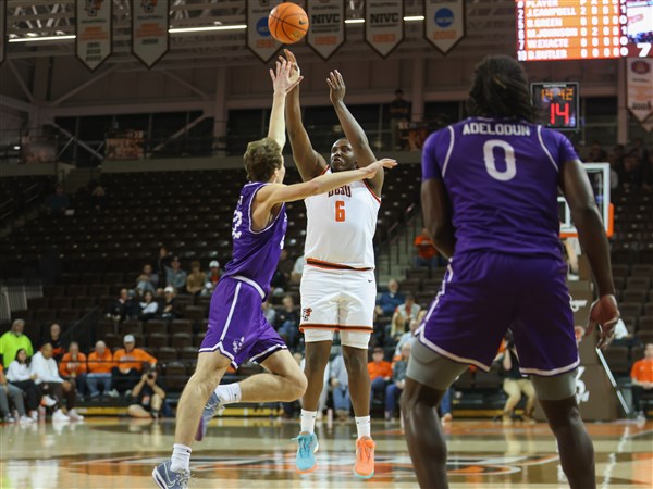 Johnson staying humble despite gaining national attention for BGSU men ...