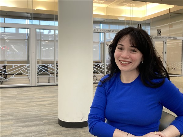 Artist finds spotlight for Toledo's urbanscapes | The Blade