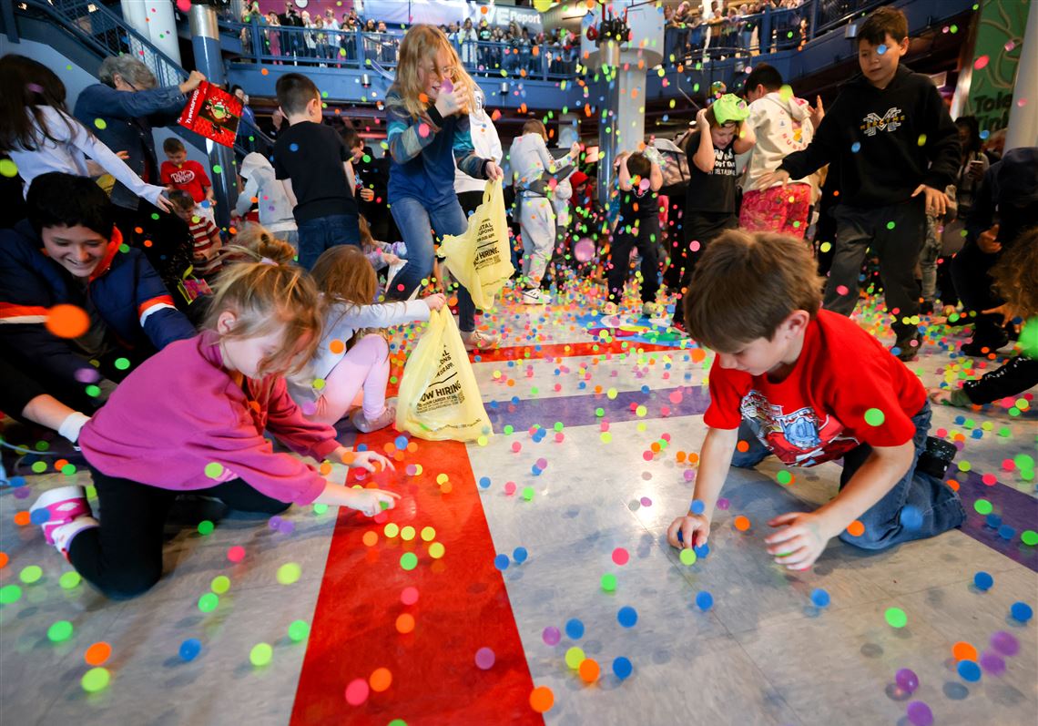 Kids Imagination Images Photo Gallery: New Year's Eve Eve Bouncy Ball