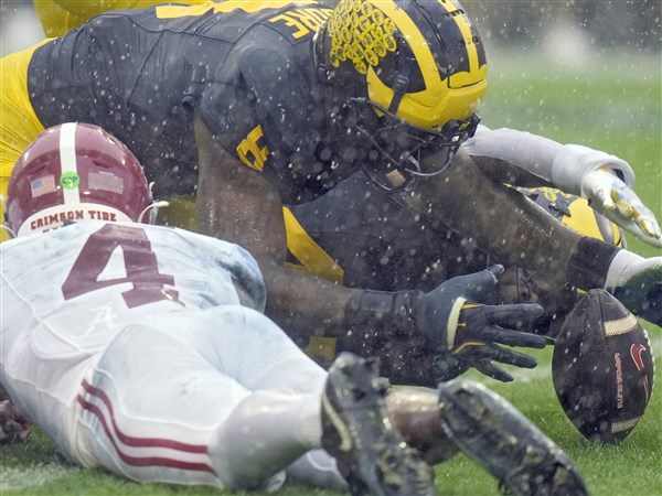 ReliaQuest Bowl: Michigan defense carries Wolverines to 19-13 win over ...