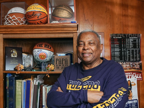 Sunday Chat with former Libbey basketball coach Leroy Bates | The Blade