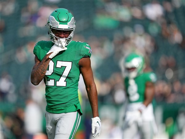 Former Toledo star Quinyon Mitchell 2nd in defensive rookie of the year ...